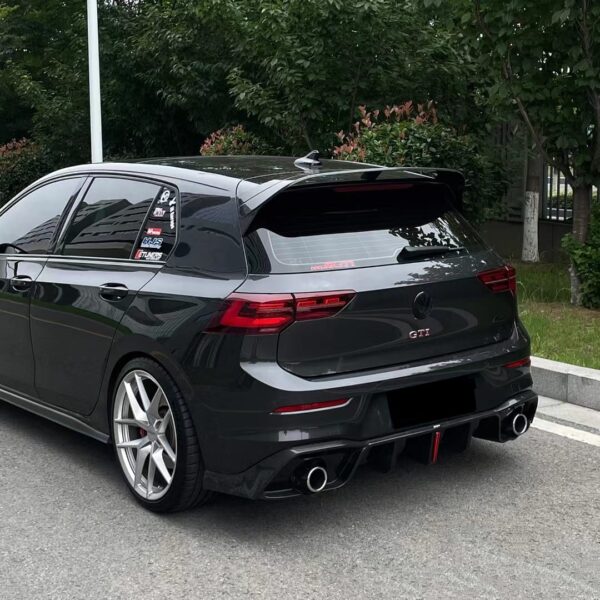 BCTXE - VOLKSWAGEN GOLF MK8 CARBON FIBRE REAR DIFFUSER - Mod Central