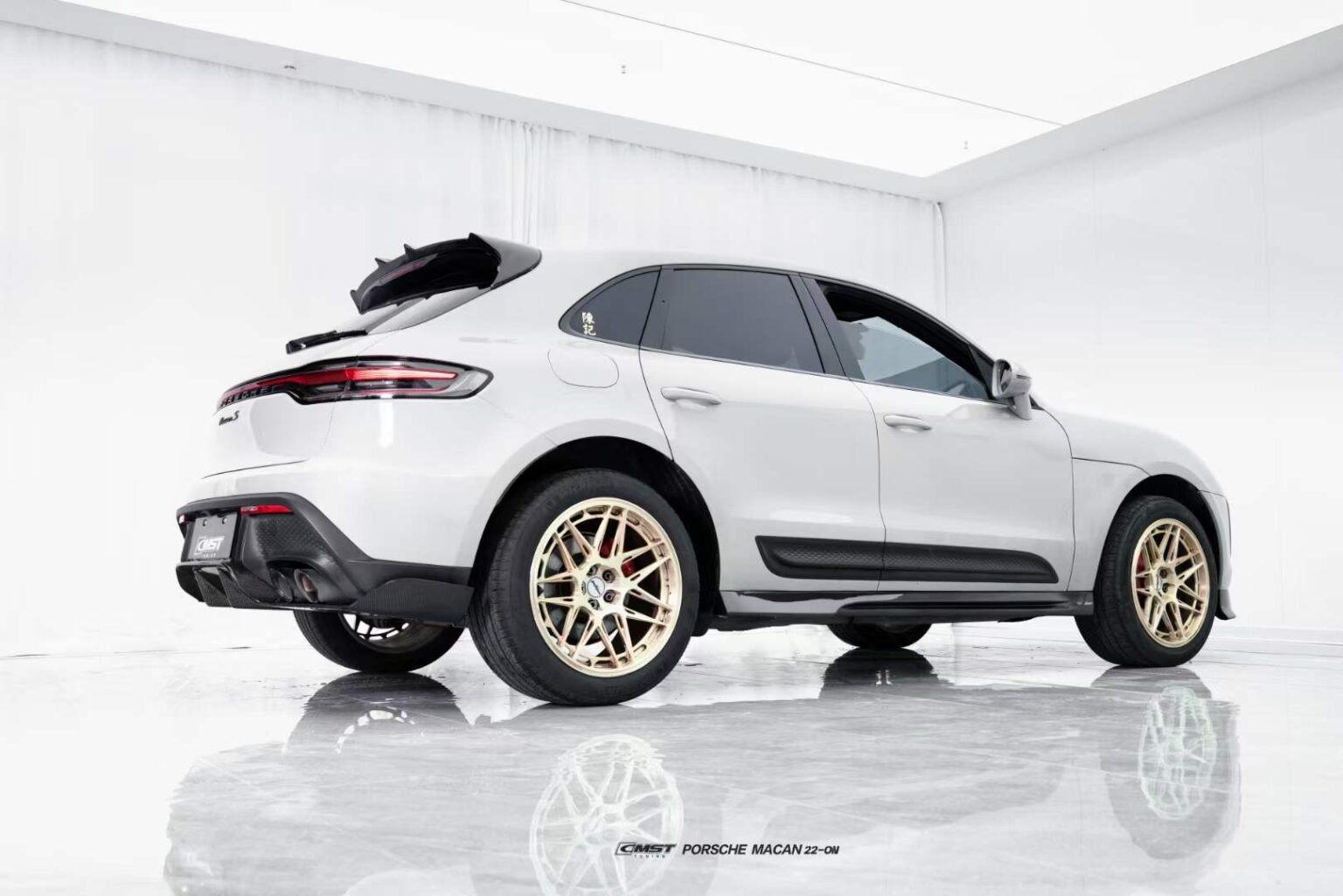 CMST - PORSCHE MACAN 2022+ DRY CARBON FIBRE REAR SPOILER - Mod Central