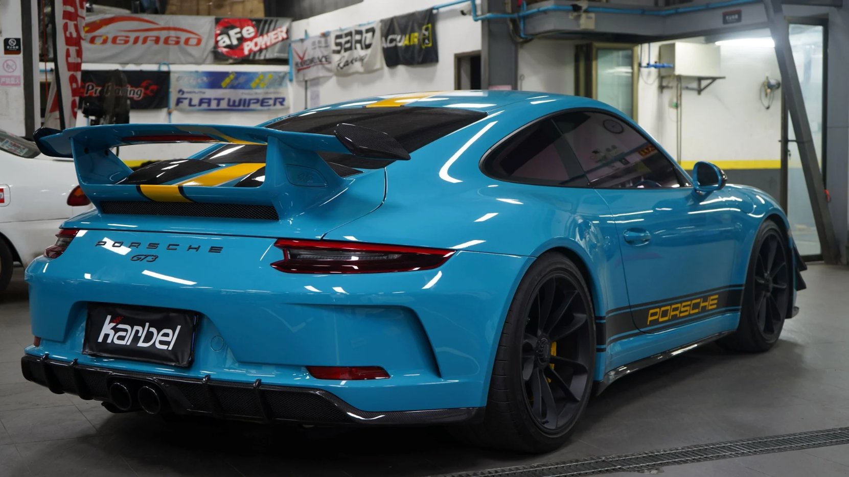 KARBEL - PORSCHE 911 991.2 GT3 DRY CARBON REAR DIFFUSER - Mod Central