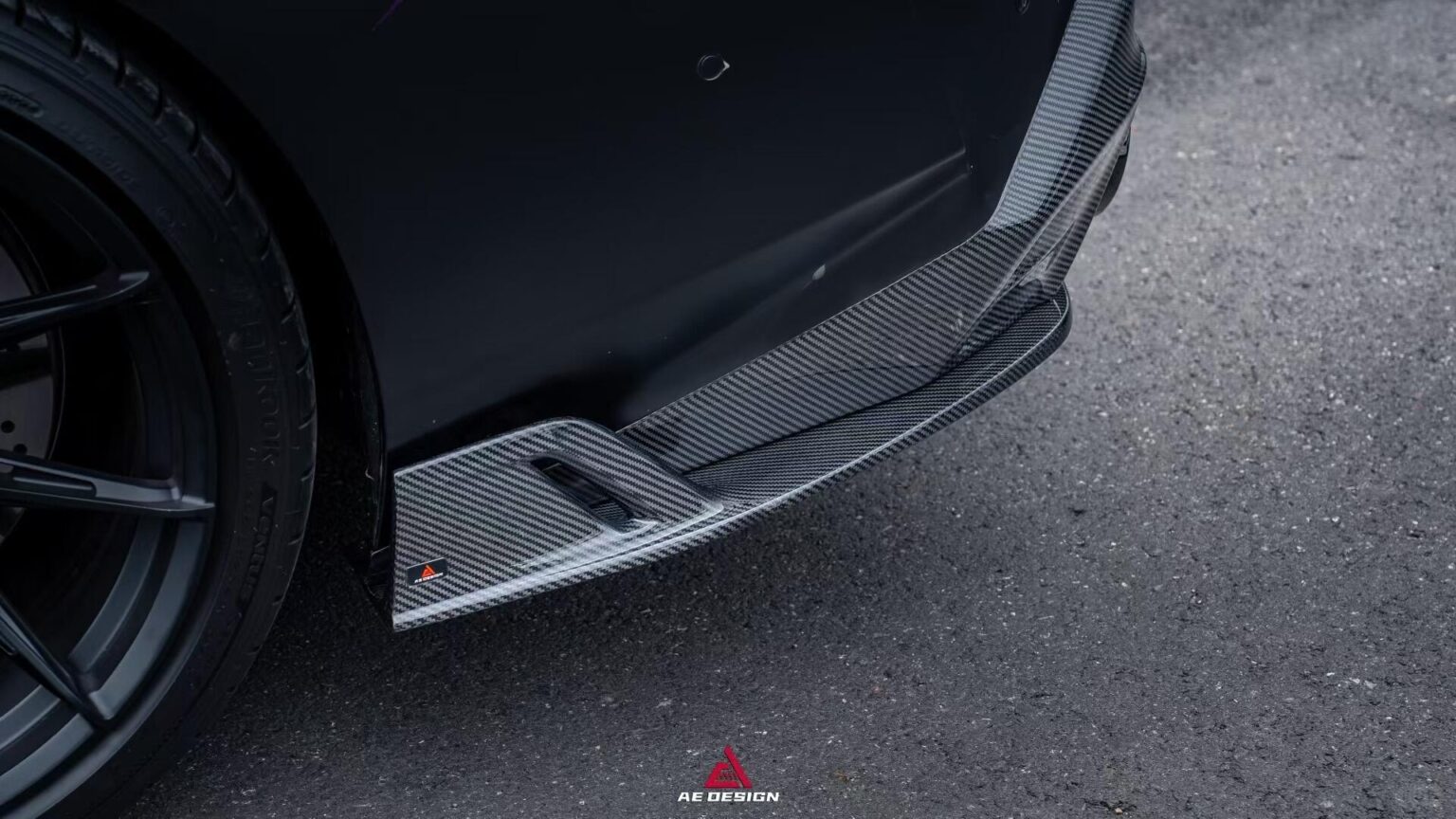AE DESIGN - BMW M5 G90 DRY CARBON FIBER REAR DIFFUSER - Mod Central